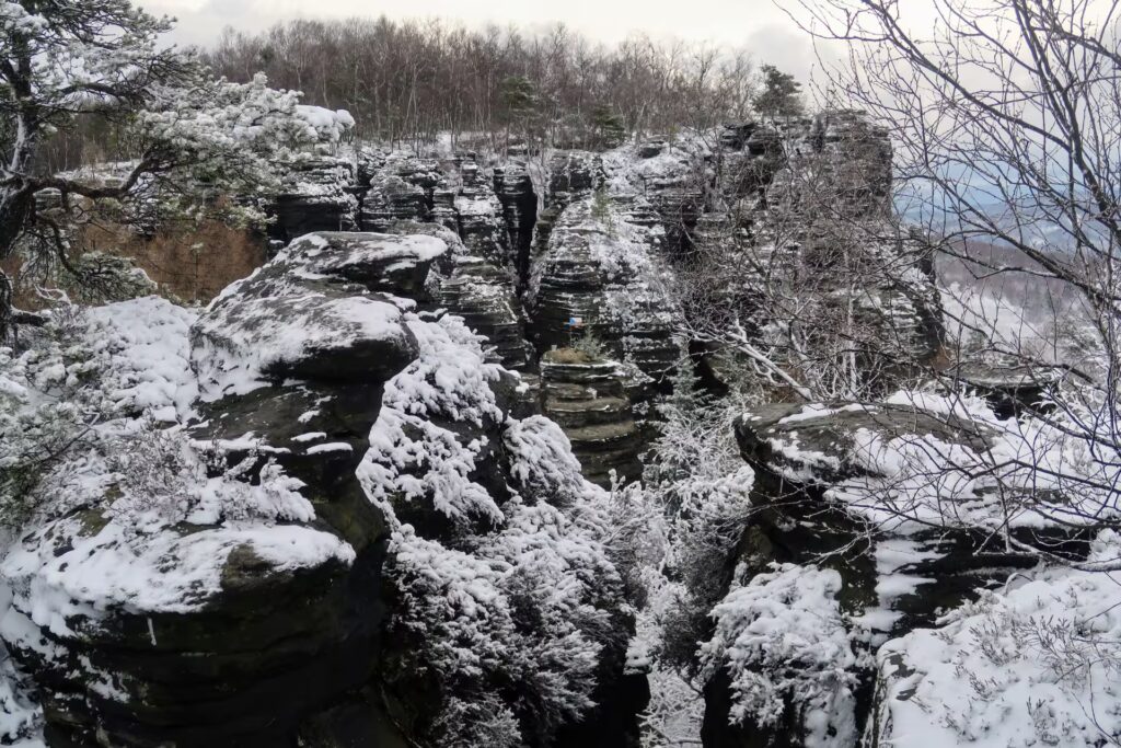 Tisa Rocks Labyrinth Walk - Map & Route Description